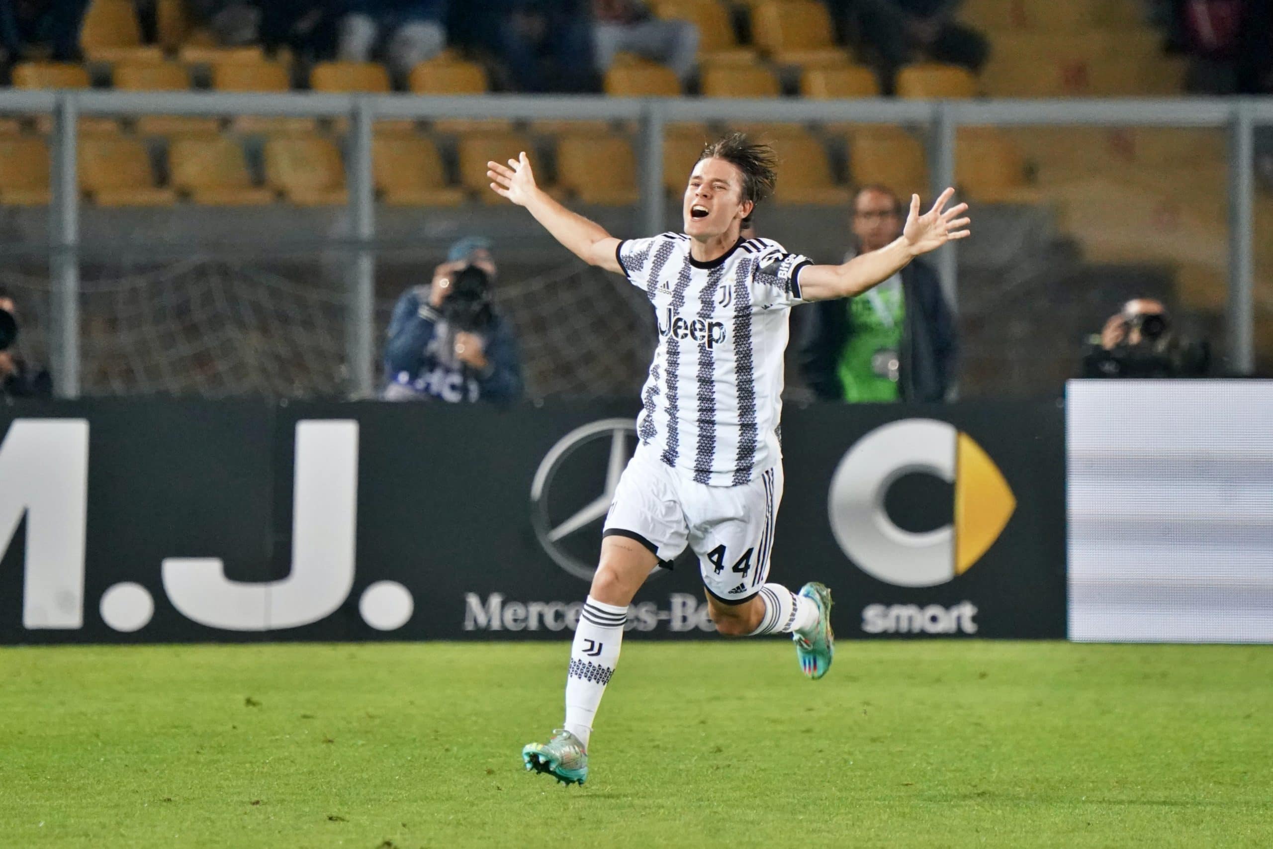 Serie A: Napoli inarrestabile, Juve e Inter in rimonta, cadono Milan e ...