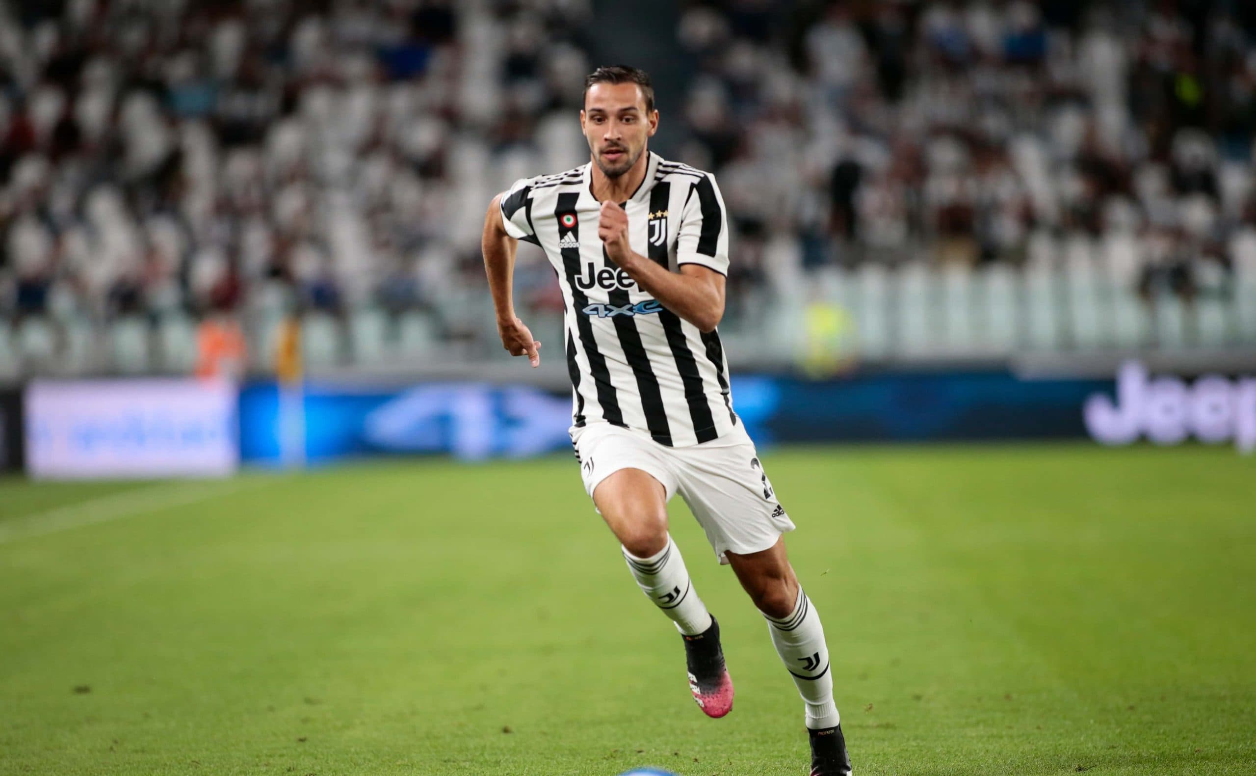 Mattia De Sciglio: carriera e successi del bianconero - WH News