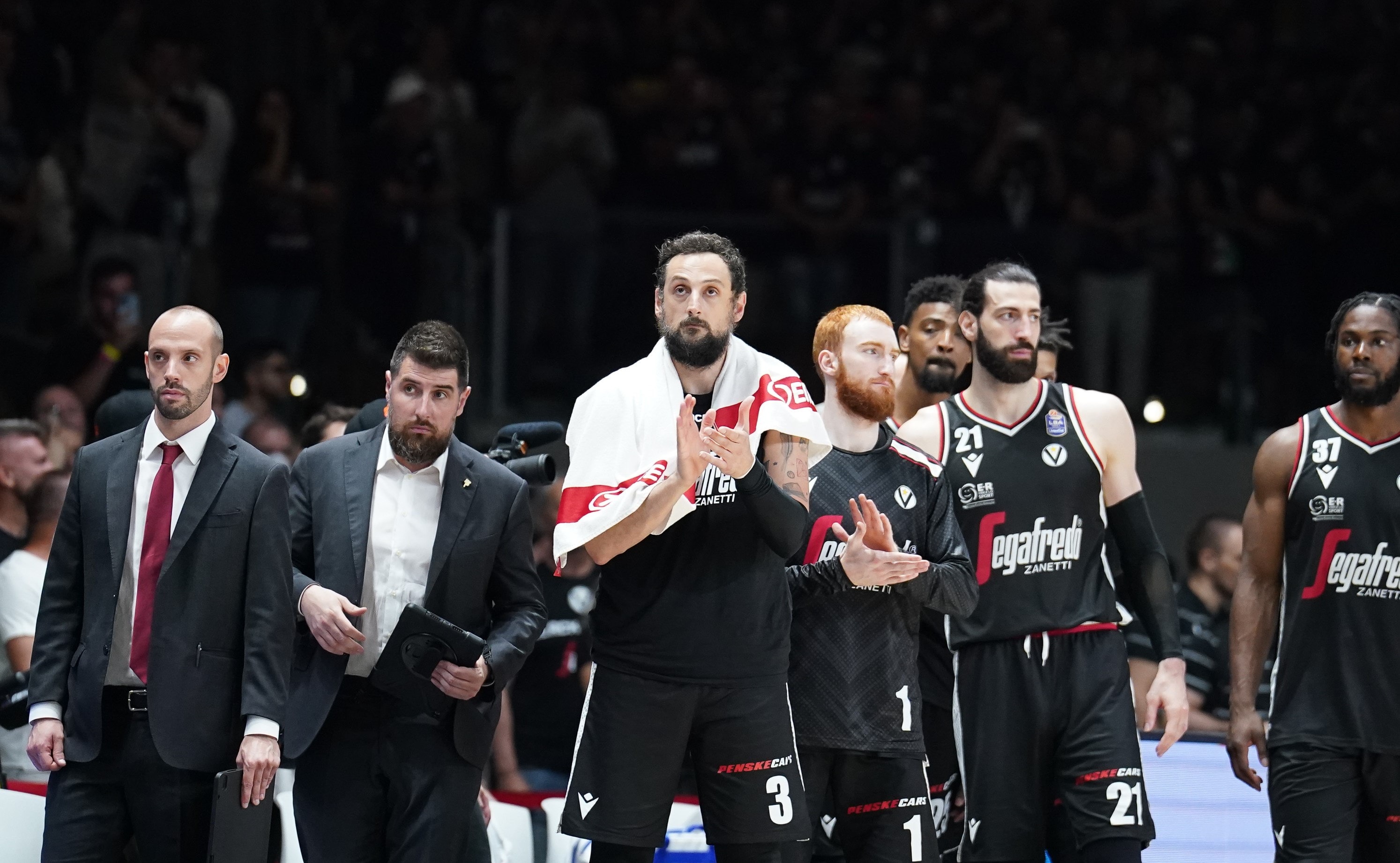 Basket Serie A, finale scudetto: la Virtus domina l'Olimpia e porta la ... Basket Serie A, finale scudetto: la Virtus domina l'Olimpia e porta la ...