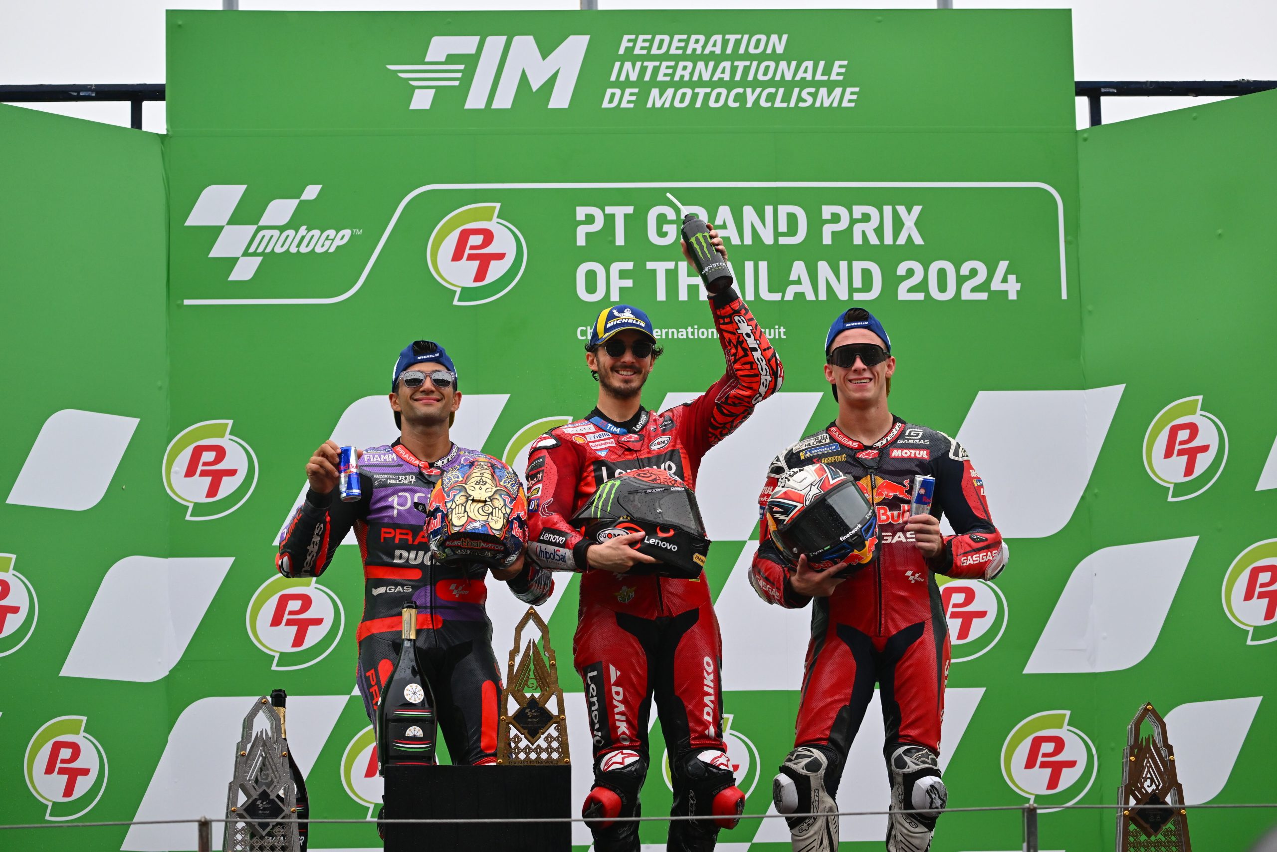 MotoGP, GP Thailandia: Bagnaia domina sul bagnato, ora l'italiano è a -17 da Martin - WH News